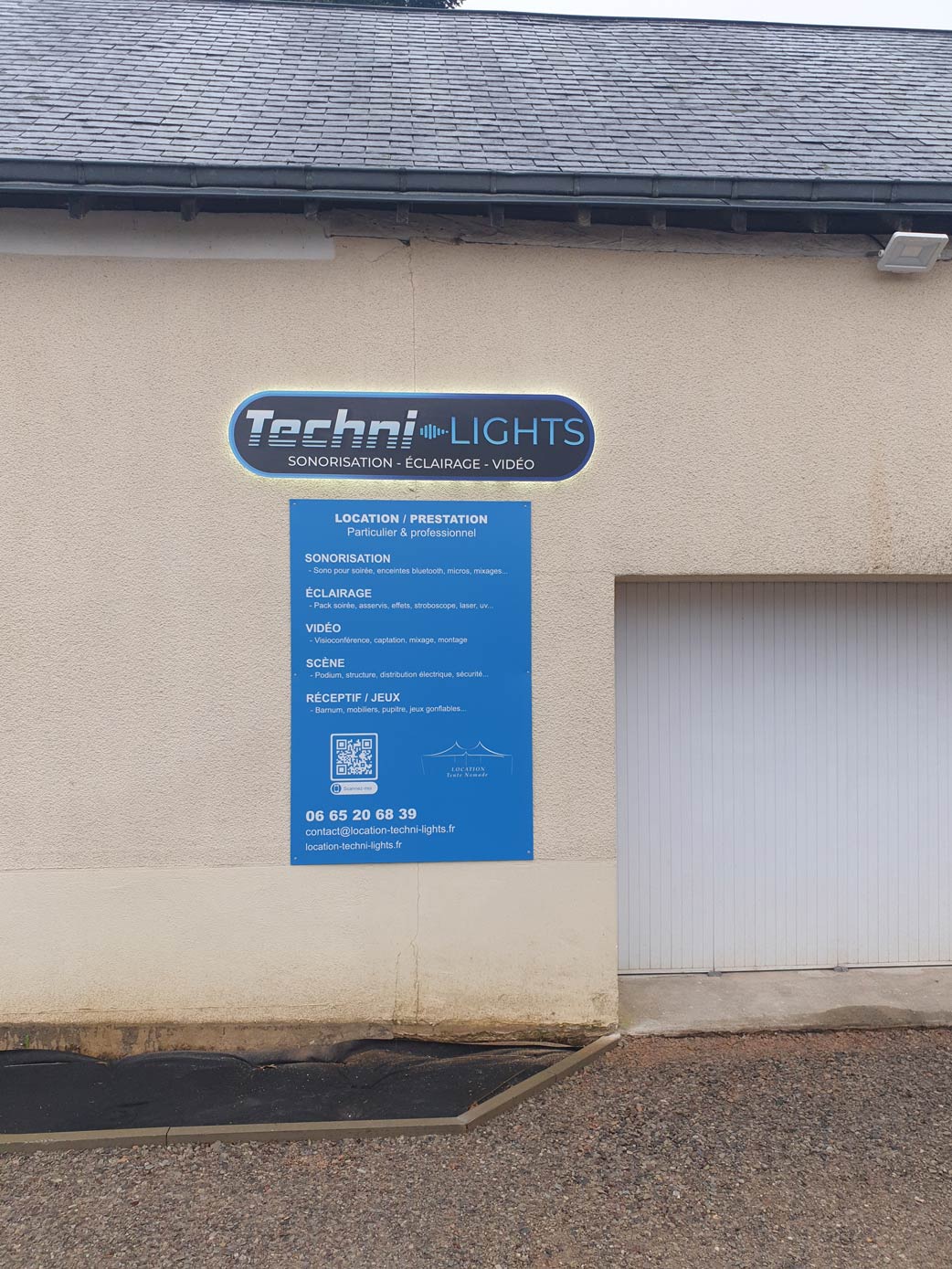 Une nouvelle enseigne pour Techni-Lights ! - Techni-Lights Location